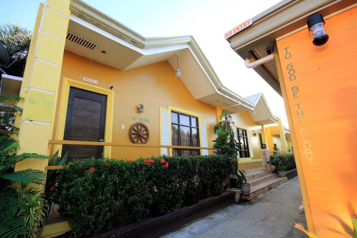 Rooms and Villas - Golden Sunset Beach Resort